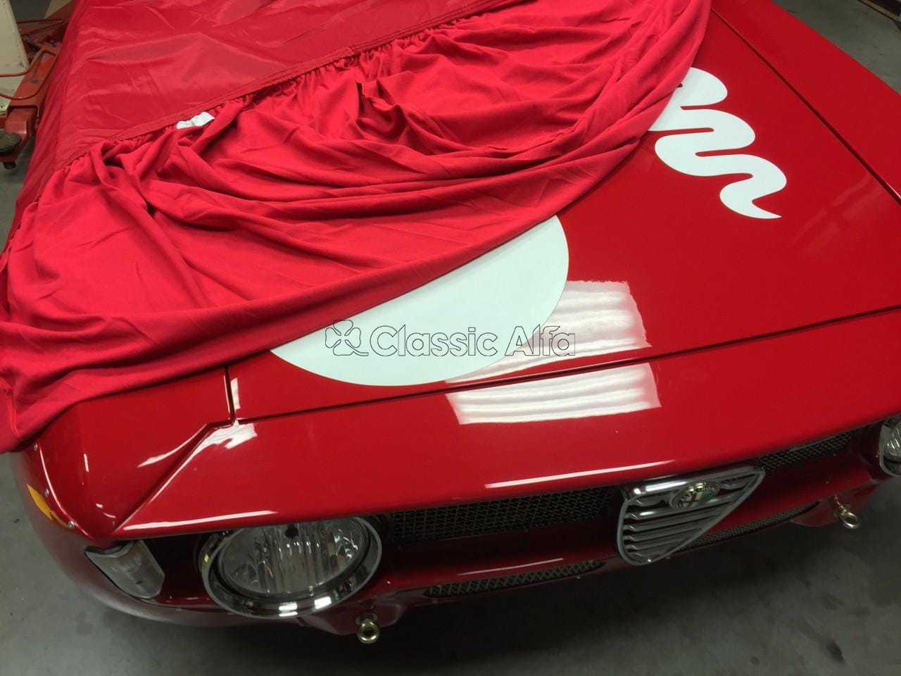 AC017 RED TAILORED CAR COVER GT (INDOOR USE) – Classic Alfa