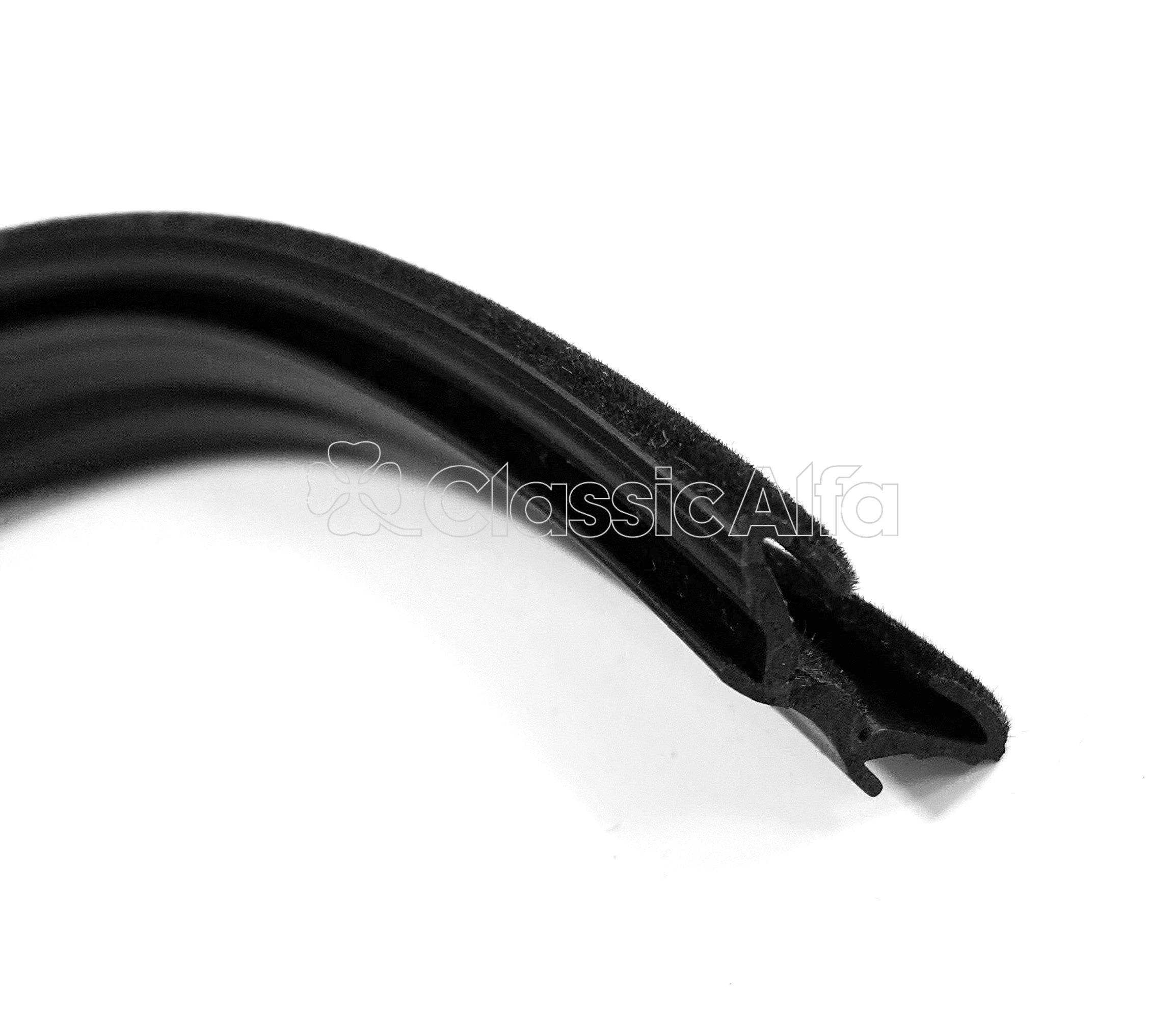MN097 MONTREAL DOOR WINDOW CHANNEL FELT – Classic Alfa